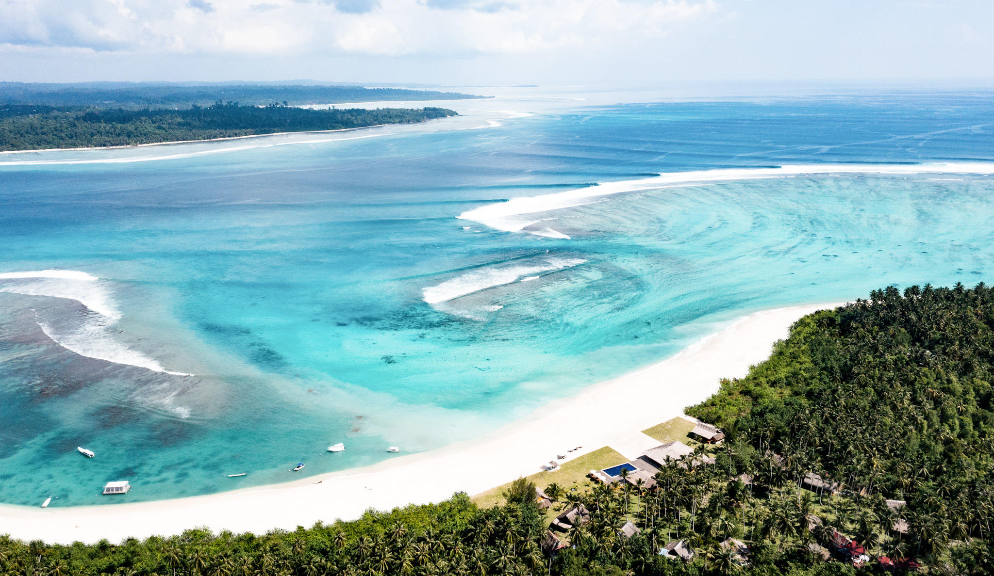 Awera Resort, Beachfront Mentawai Resort.